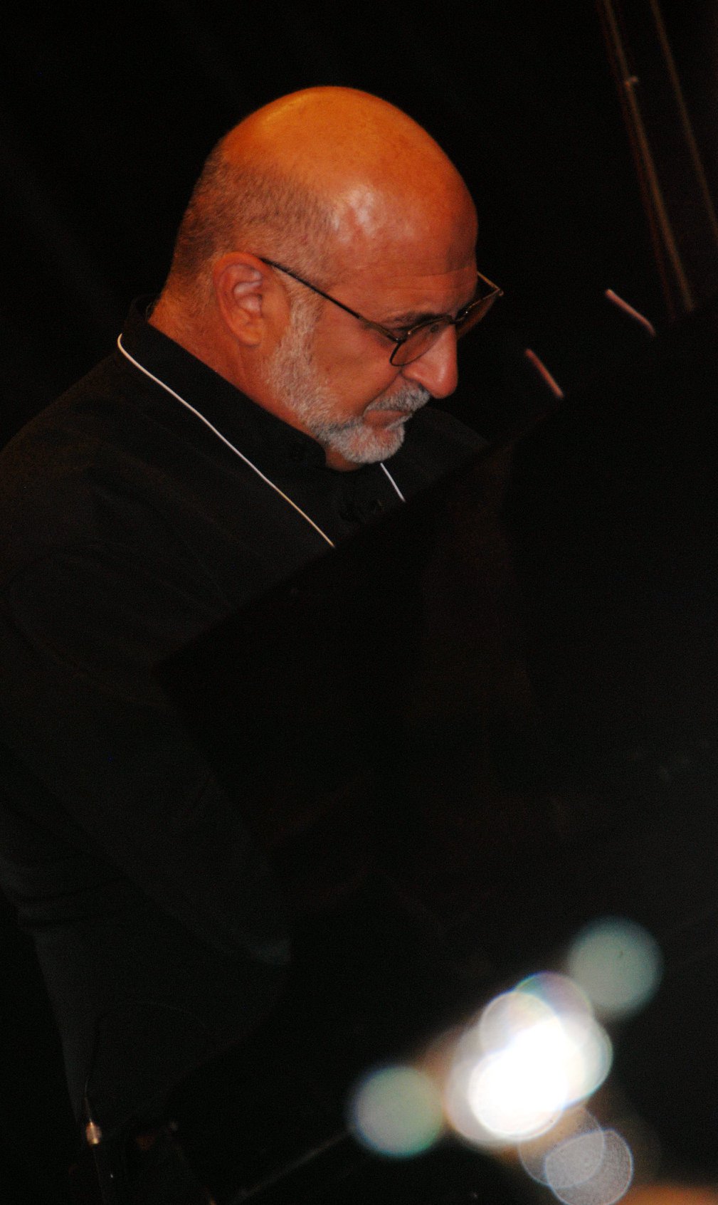 Dr. Anthony Cicoria’s “The Lightning Sonata” – IANDS Groups and Events